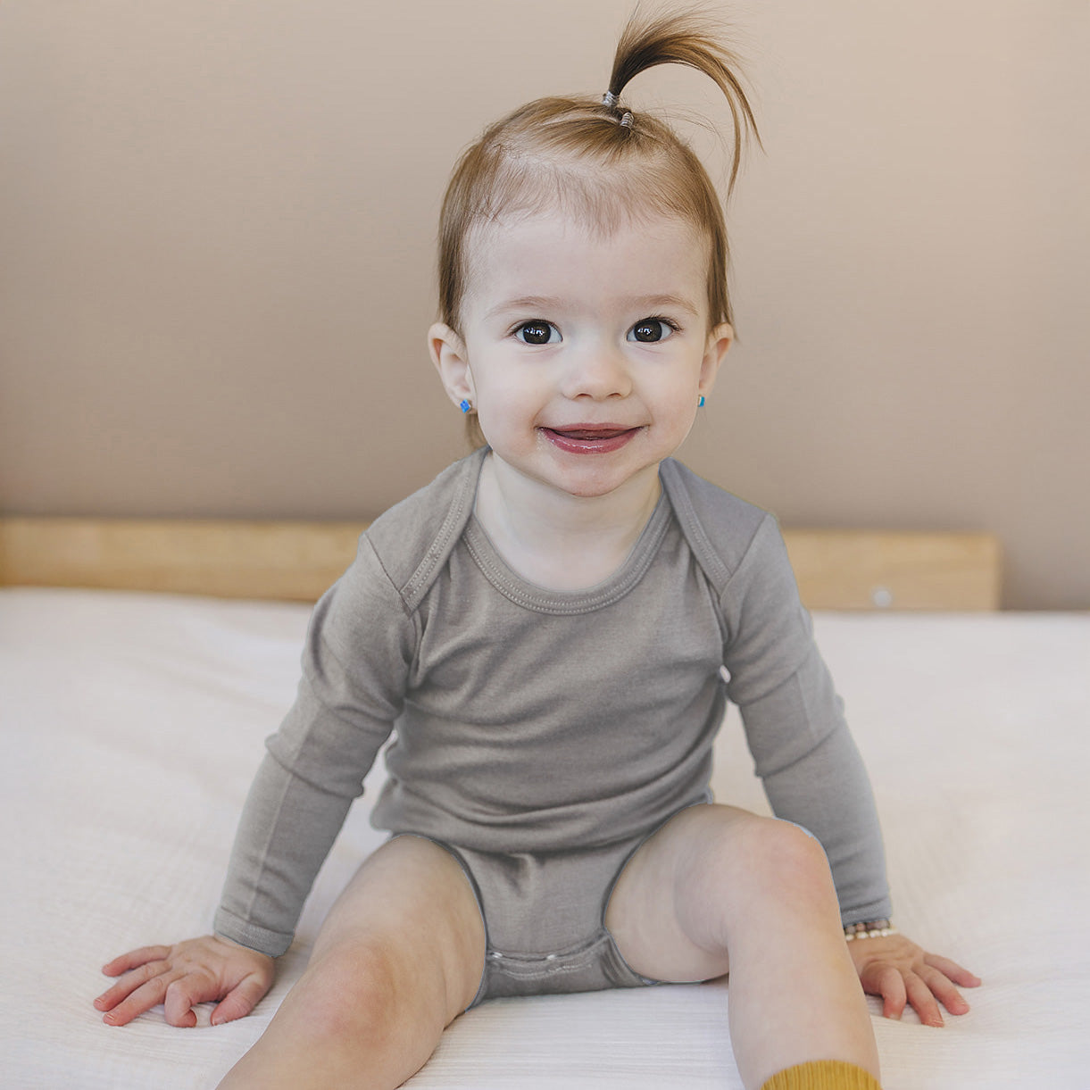 Merino Wool Baby Bodysuit | Natural Merino Wool Baby Clothing – Woolino